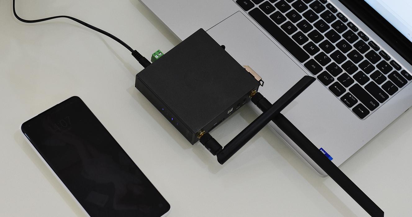 解決個人租房、工作室網絡問題，蒲公英R300A測評 - 資訊咖