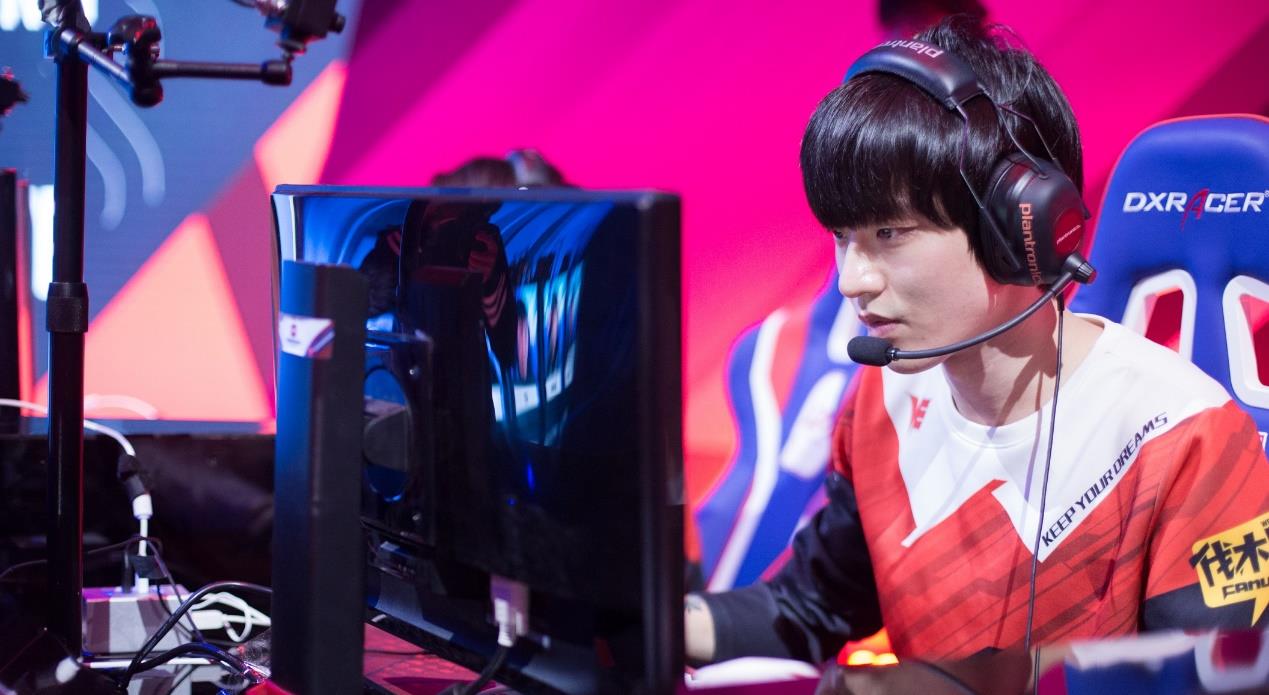 LPL電競圈震怒！Mystic獸行曝光，殘忍對待前女友，淪為電競之恥 - 頭條匯