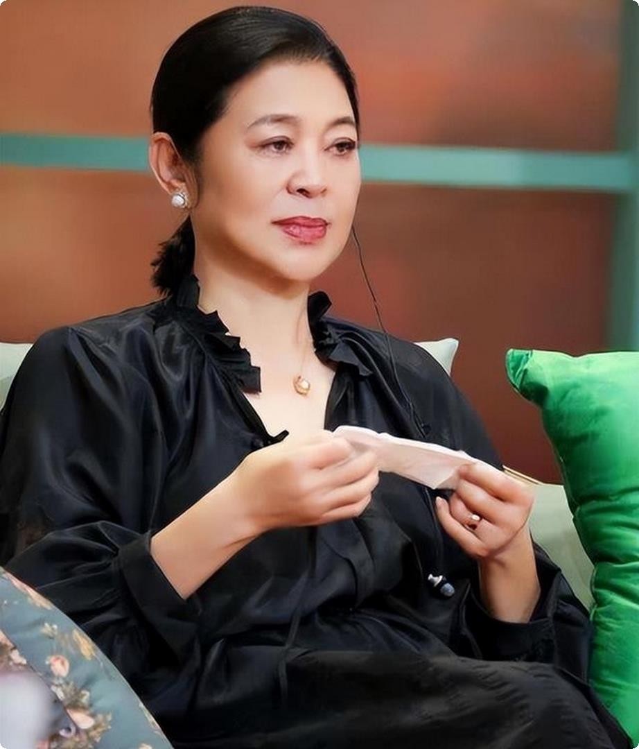 64-year-old Ni Ping rewrote her ending in this way - iNEWS