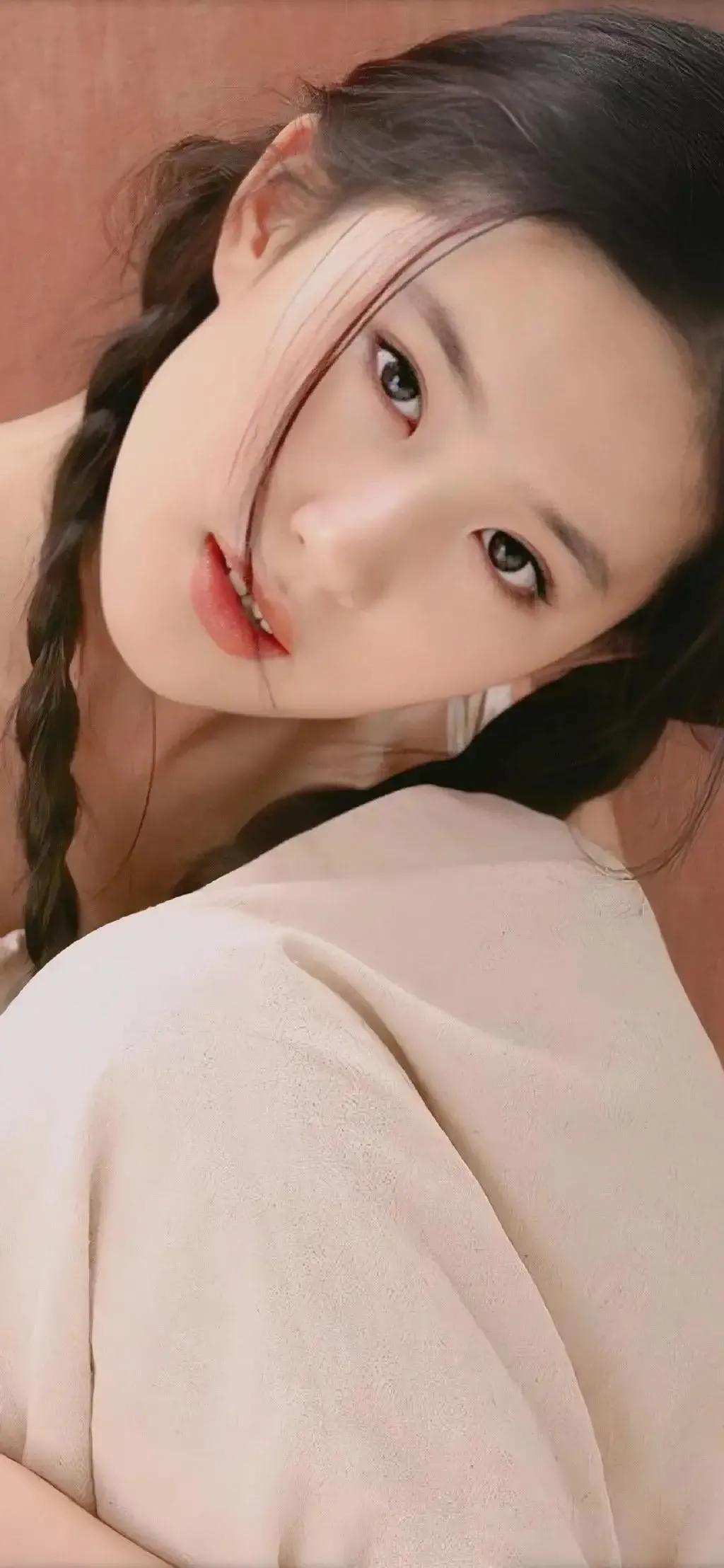 Cai Lian Luo Jiutian Fairy descends to the mortal world - iNEWS