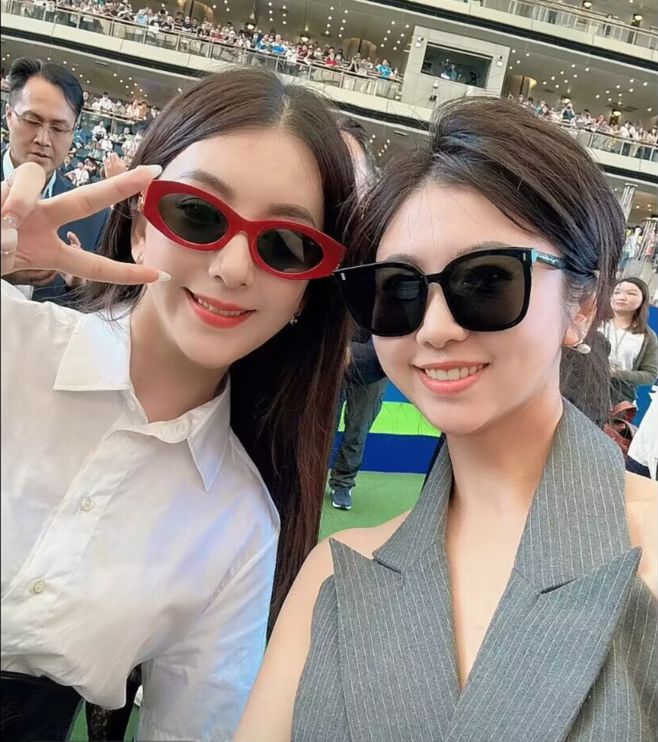 Fang Yuan's passer-by's perspective sparked heated discussions, she was ...