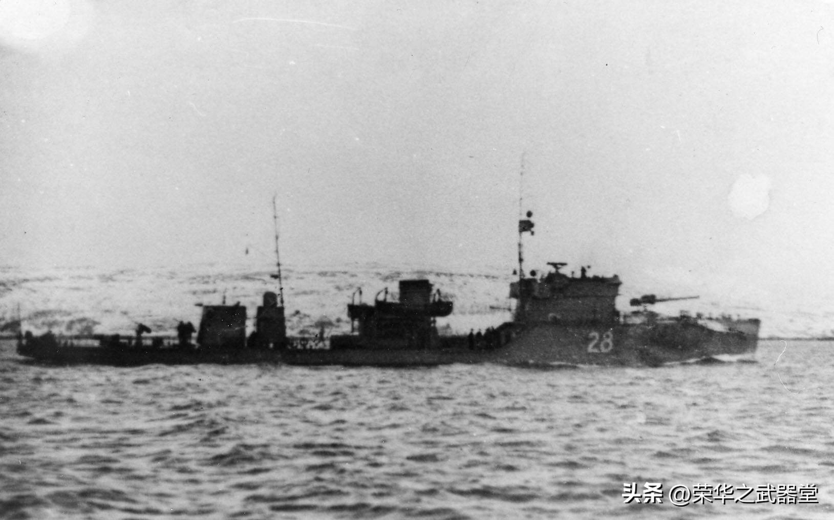 History of Polyarny, from a commercial port to the main base of the ...