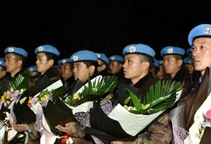 Chinese troops show off their transportation capabilities in Africa ...