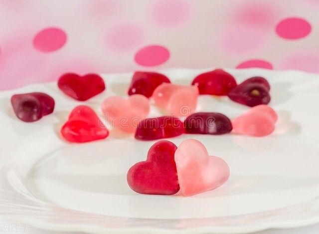 On the night of Qixi Festival, food and love flourish together! Enjoy ...