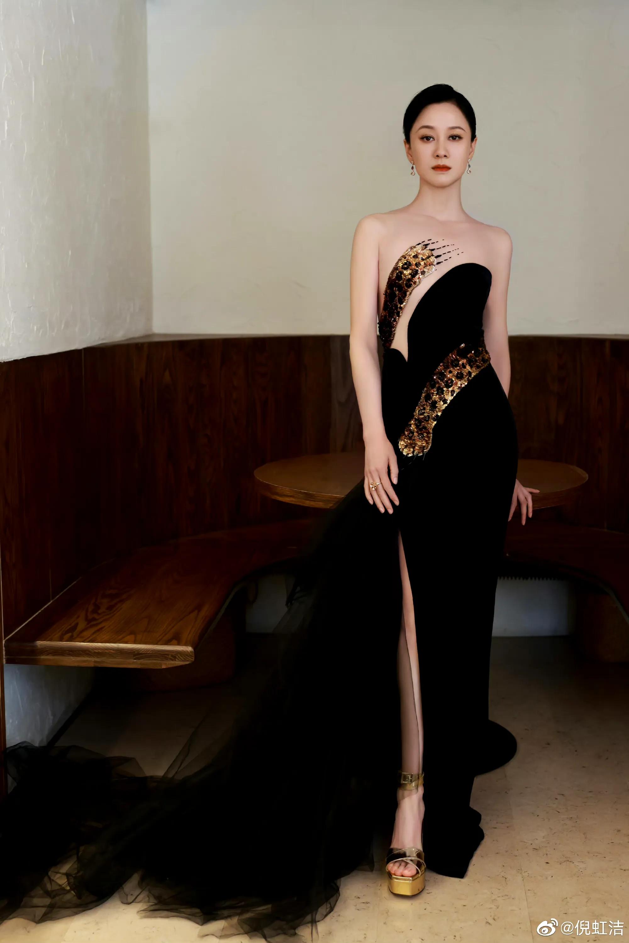 Ni Hongjie's beautiful picture - iNEWS