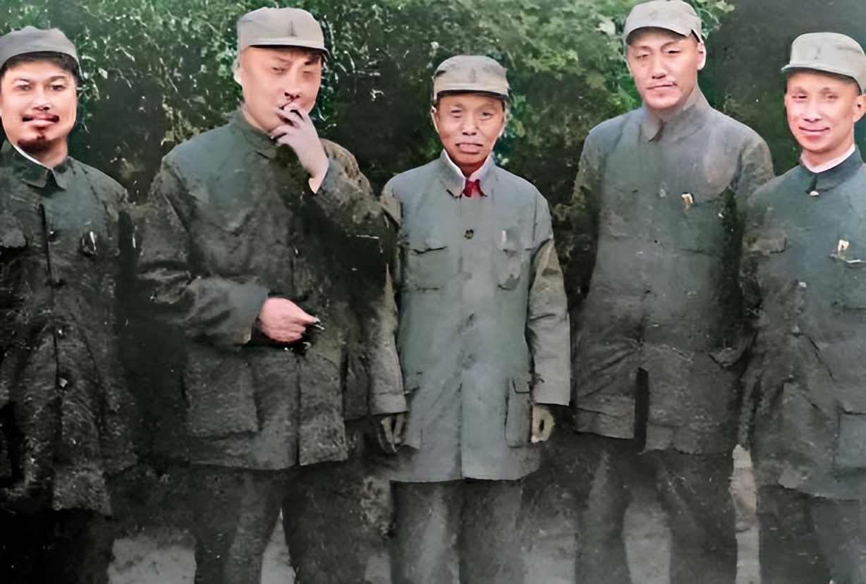 In the Battle of Huaihai, Liu, Chen, Deng, Su and Tan played a great ...