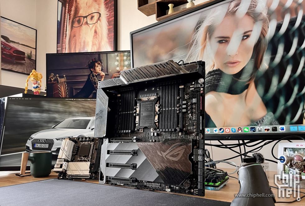 Belated Wall Toys - ASUS Dominus Extreme + Xeon W3175x Wall Mount - iMedia
