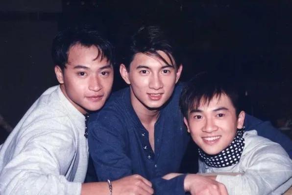 Chen Zhipeng responded to the delinquent commission, why he appeared on the stage in fancy ...