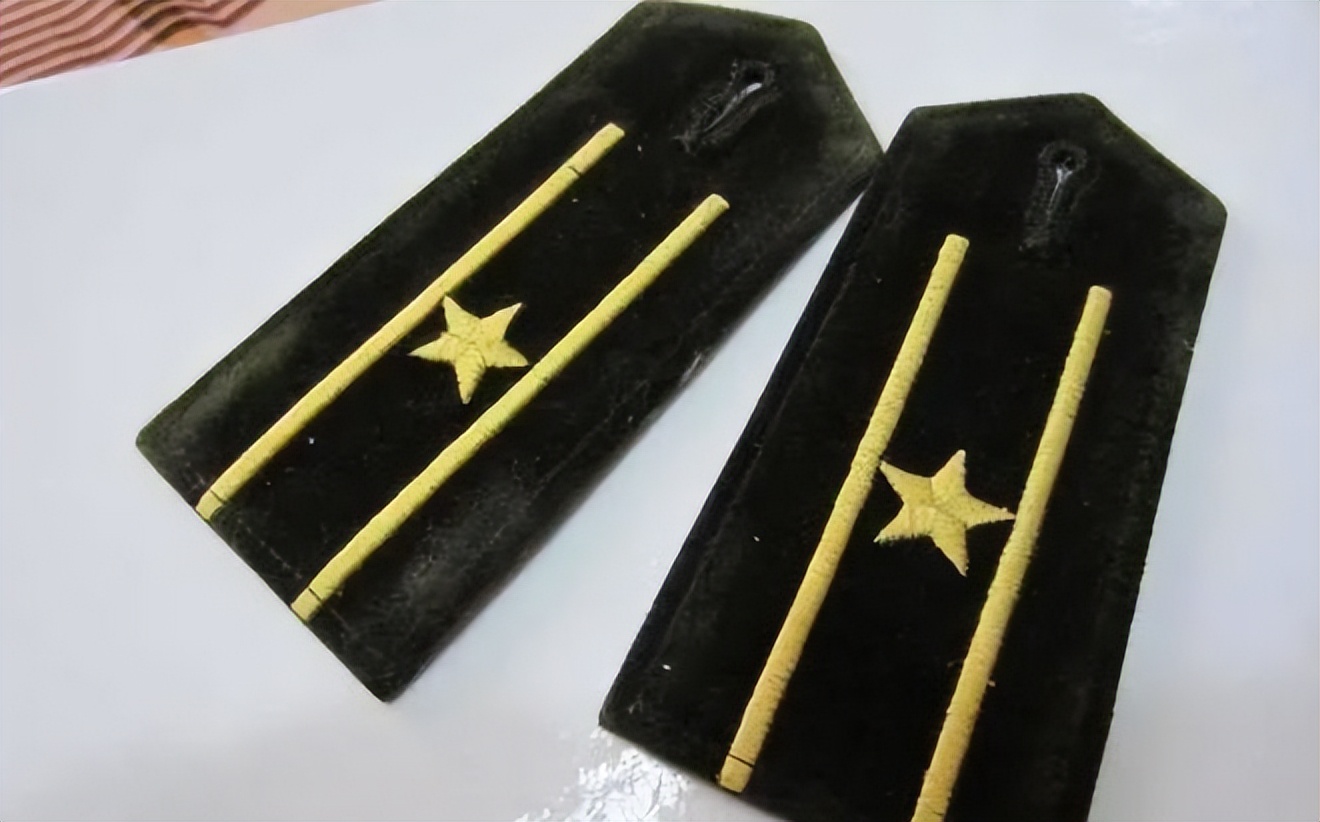 What is the rank of Deputy Chief of Staff of the Army? The lowest is a ...
