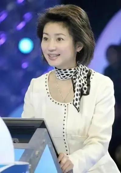 CCTV's top ten most beautiful hosts - iNEWS