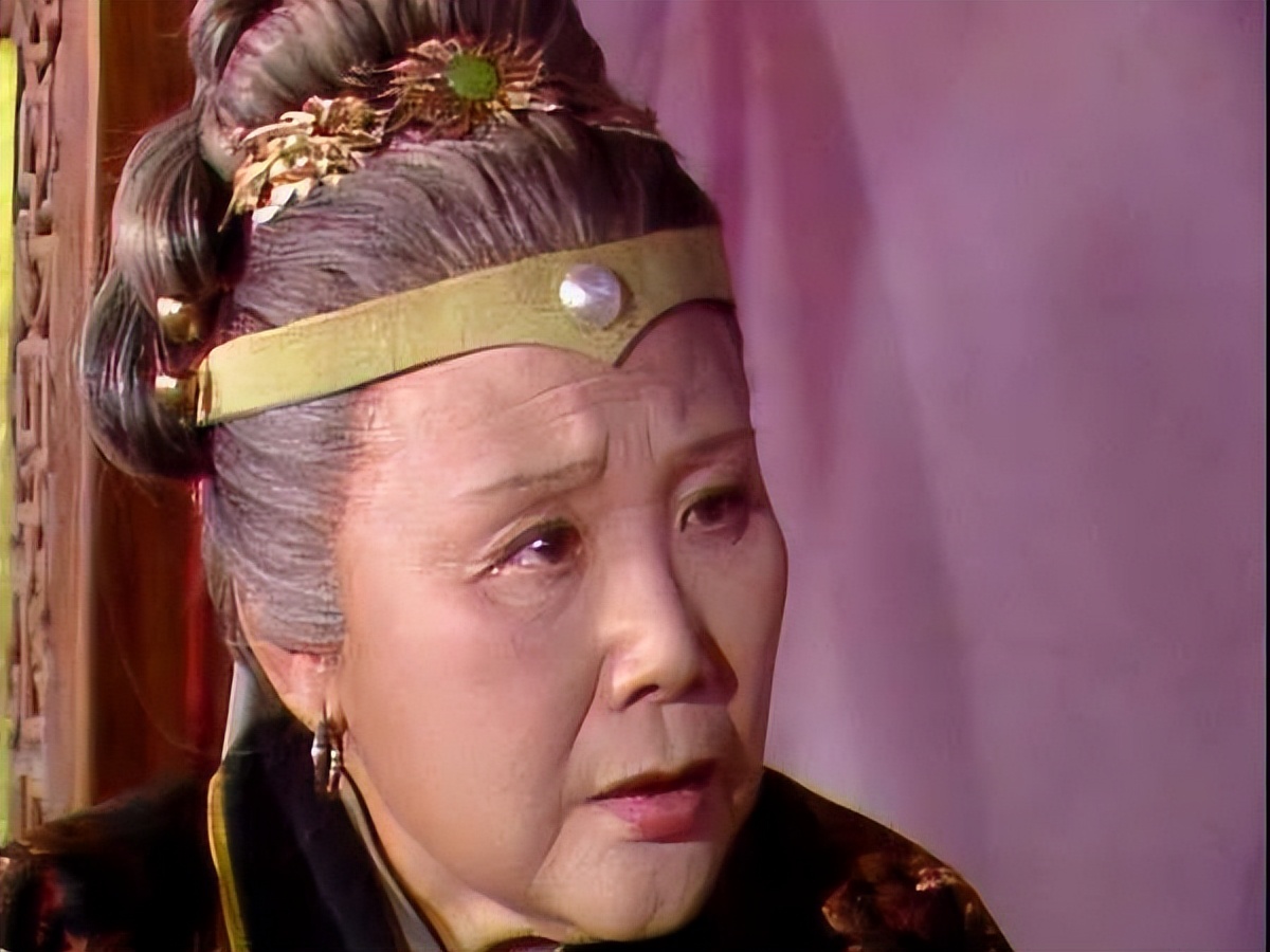 Qingwen is Jia Mu's favorite girl, she was kicked out, why didn't she ...