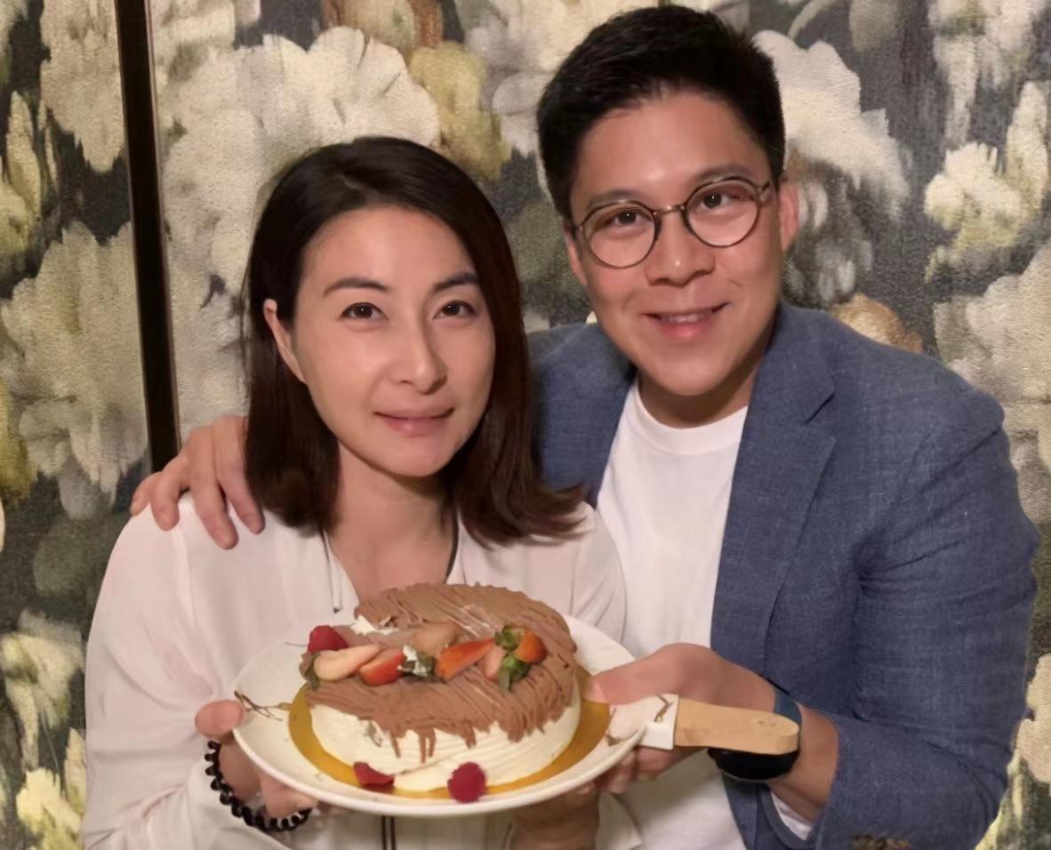 Guo Jingjing's 41st birthday!The Huo family rewarded 1.3 billion for ...