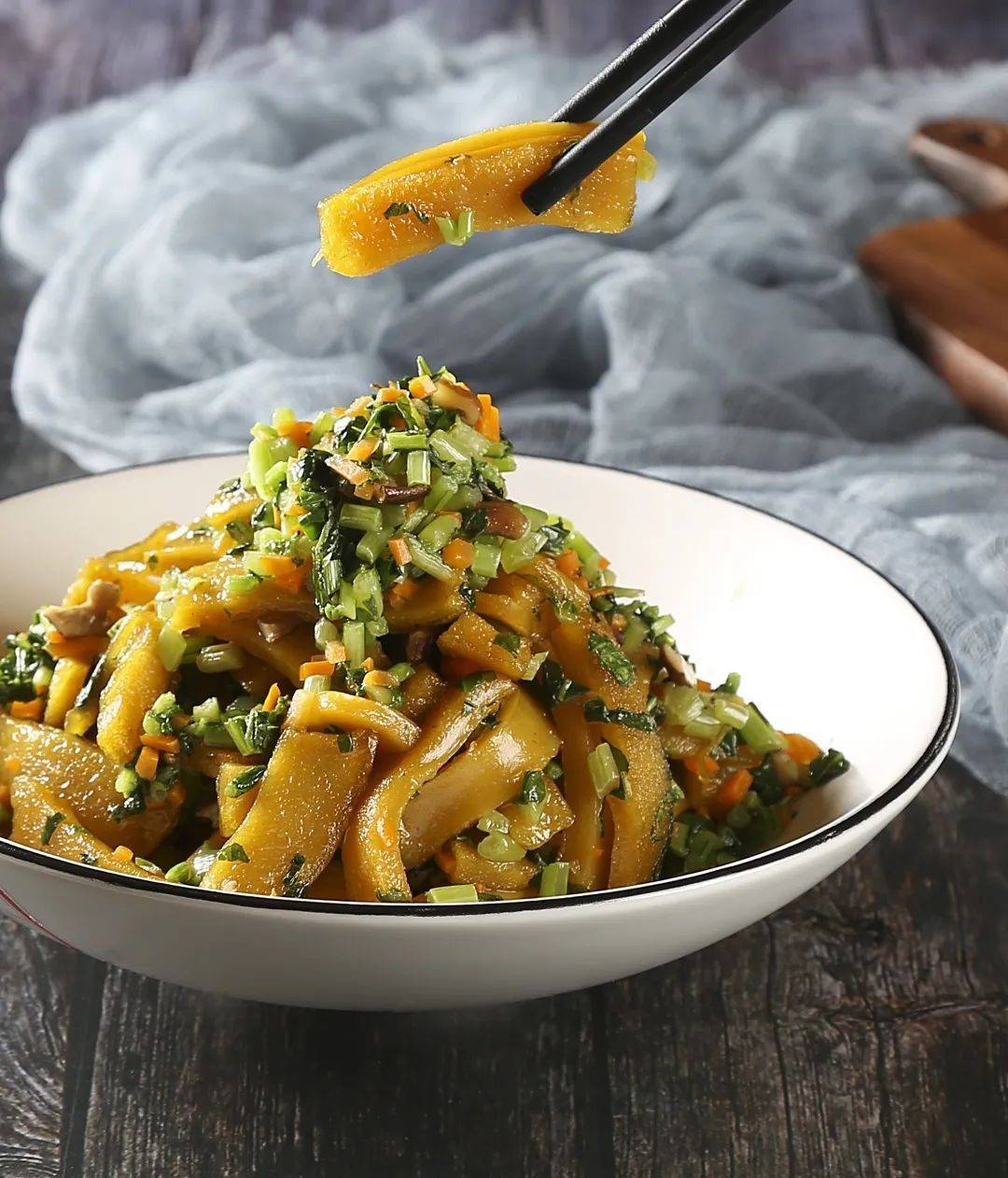 Fall in love with winter, starting from "Suichang Wind Stove Banquet ...