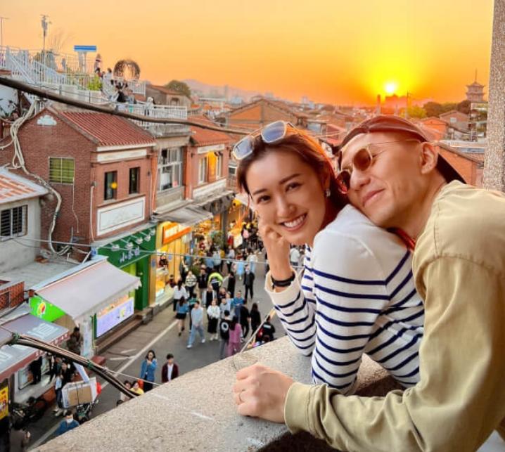 Hong Kong star Huang Baiming and his family return to their hometown in ...