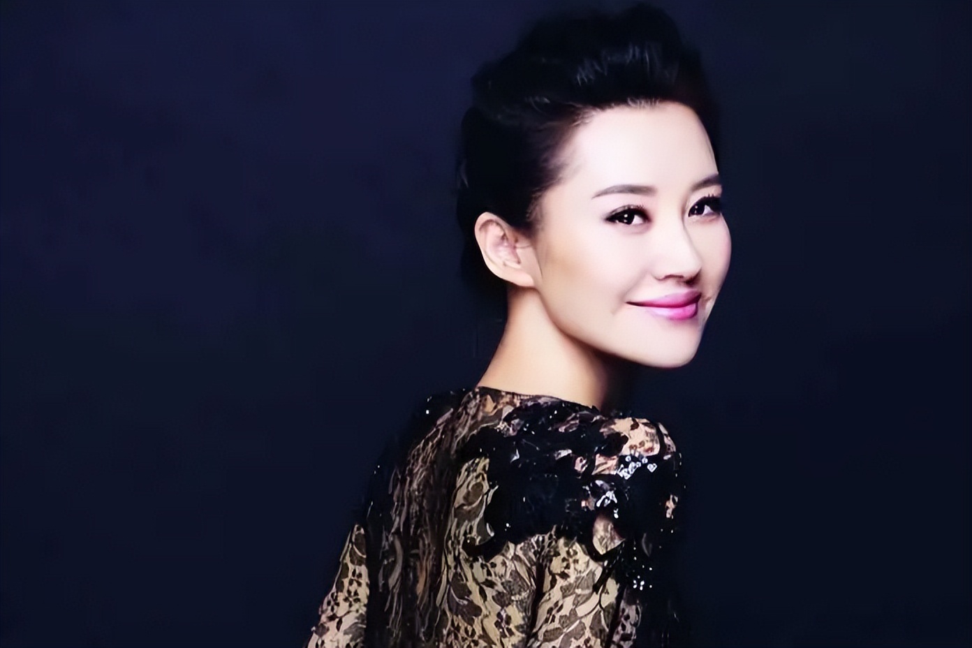 "Goddess of Immortality" Xu Qing: At the age of 54, she has attracted ...