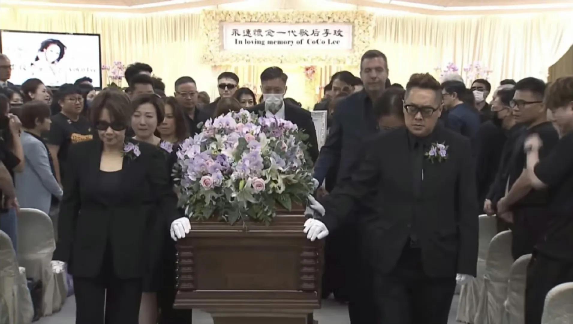 Coco Lee's funeral! Coco Lee's husband appeared in the crematorium and ...