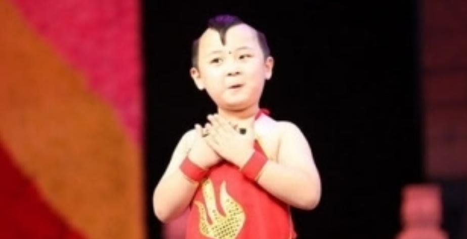Went to the Spring Festival Gala at the age of 6 and died at the age of ...