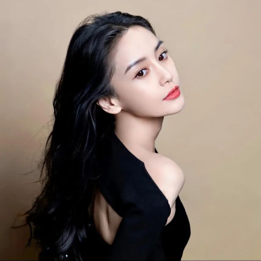 Little Gossip, Fan Chengcheng, Song Yi, Ju Jingyi - iMedia