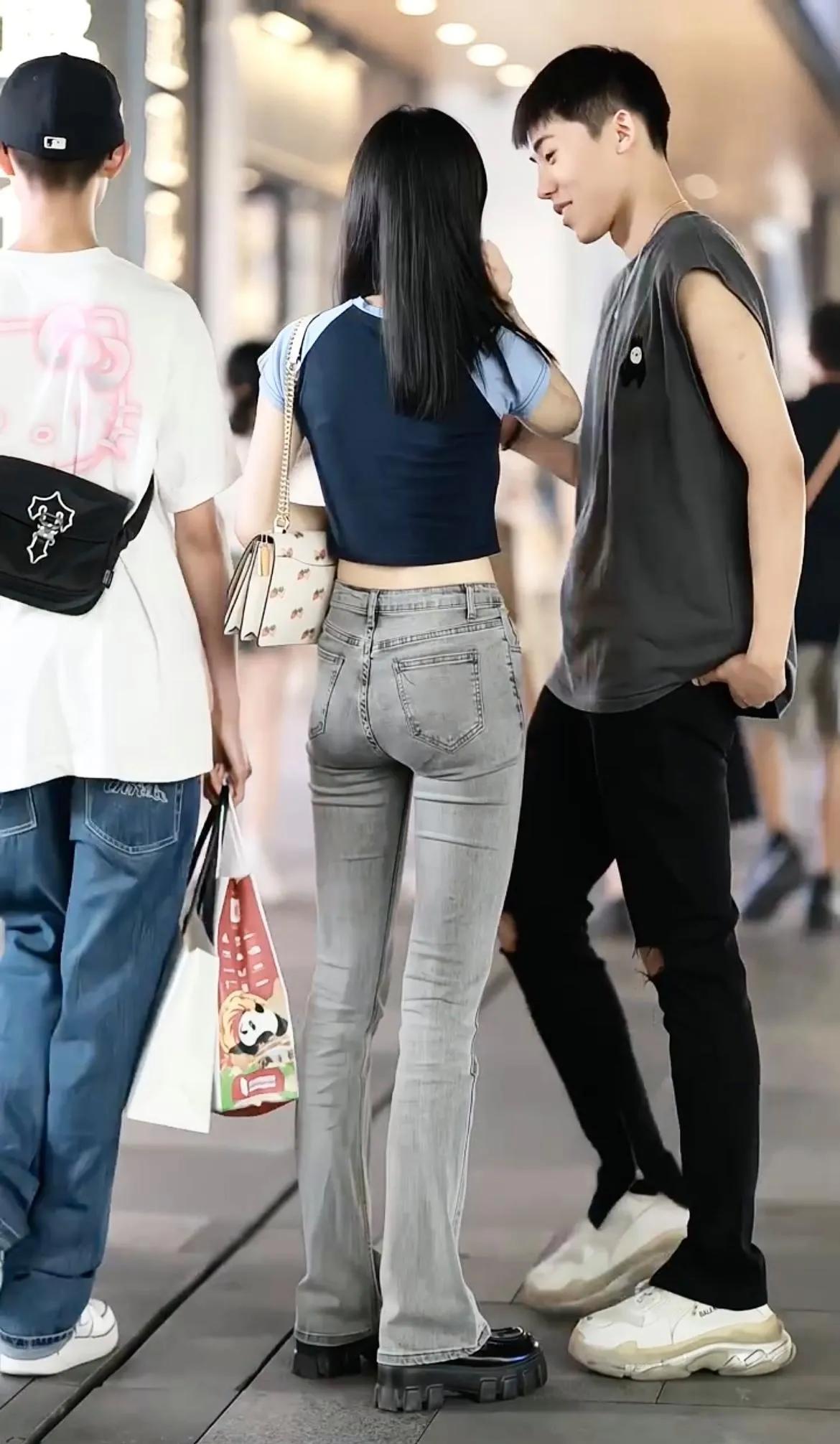 beautiful back - iNEWS