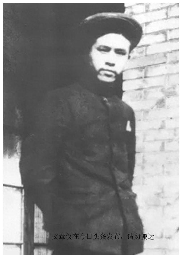 Why did Duan Suquan, who became the division's political commissar at ...