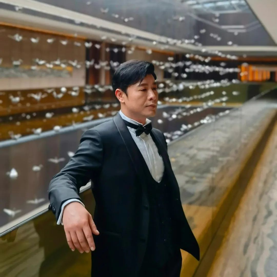 Little Gossip, Bai Jingting, Cheng Yi, Mencius Yi - iMedia