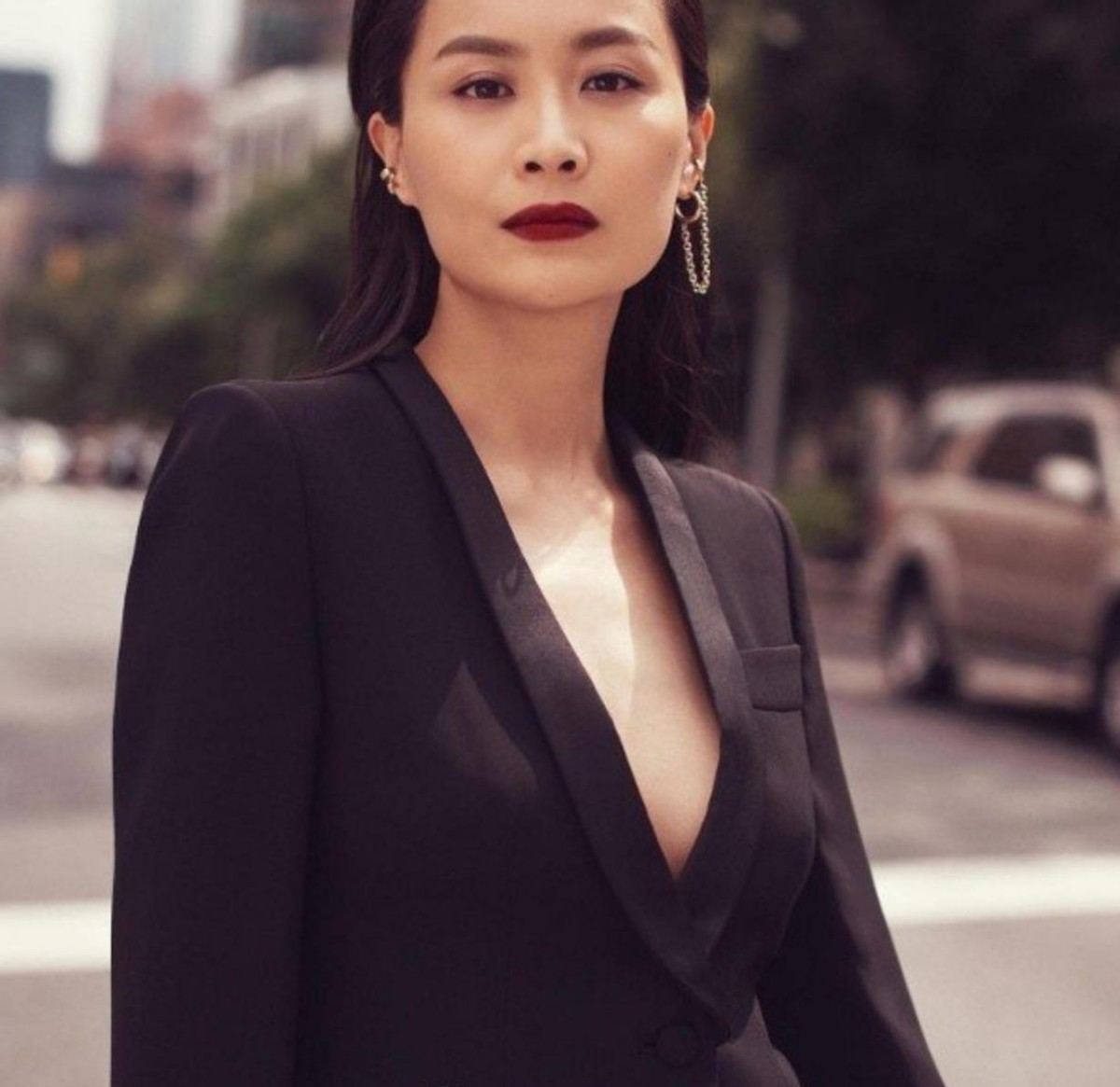 40-year-old Farrah Chen showed up, took bold photos and had a good ...