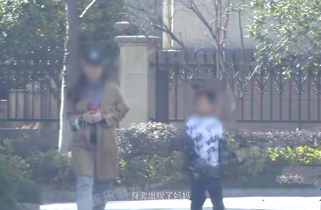 Zhang Songwen's wife is rarely exposed, with outstanding looks and gentle temperament, The ...