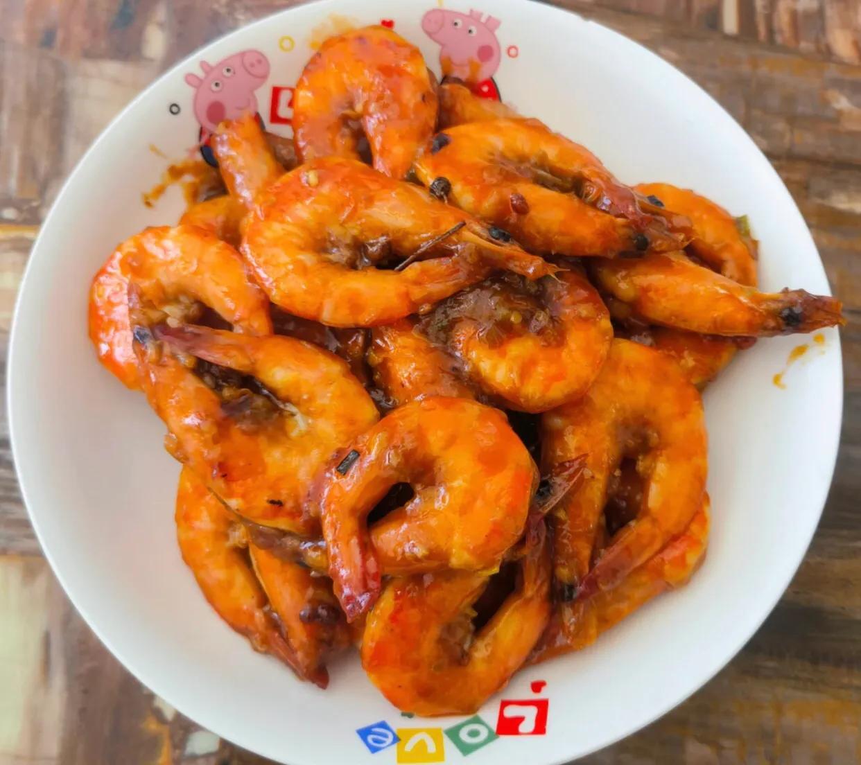Home-cooked oily prawns, if you like to cook, take a look - iNEWS