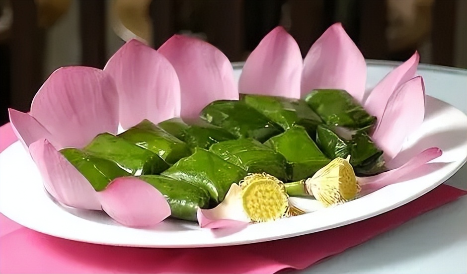 If you don't eat meat in summer, you can eat steamed pork with lotus ...