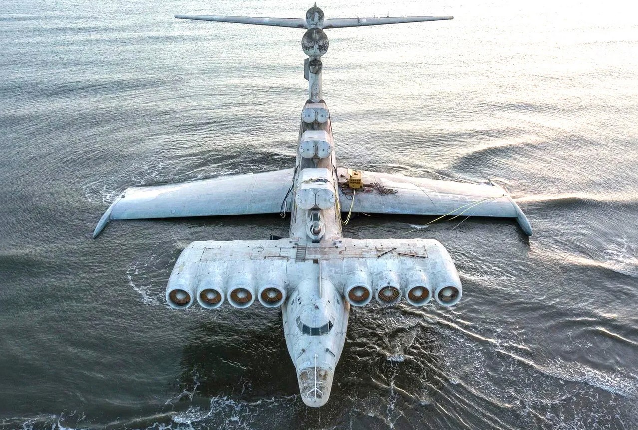 Abandoned Caspian Monster (Ekranoplan) [Part 1] Exterior Details - iMedia