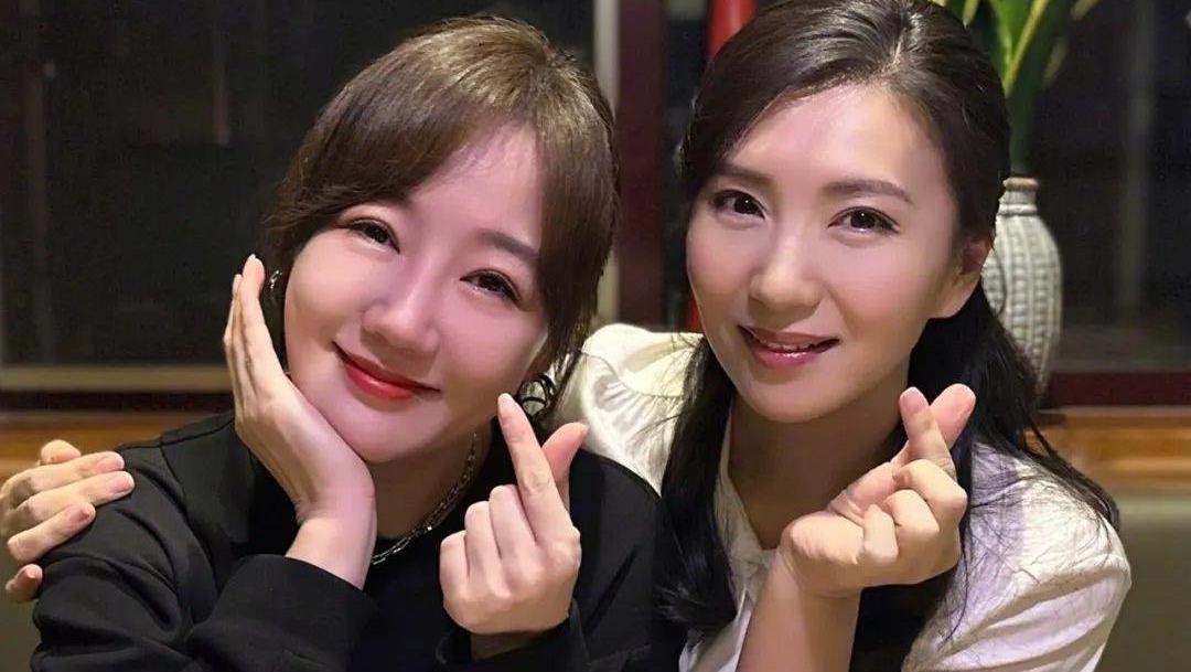 Former CHUANG's 45-year-old Xue Jianing's recent photos exposed! Hu Ge ...