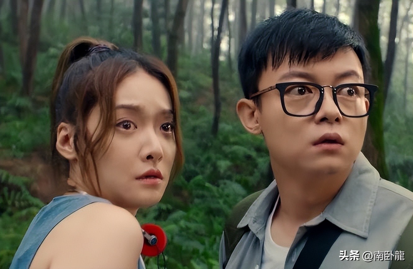 "Ancient Giant Beast Wolf Lizard" is released, the school girl fights ...