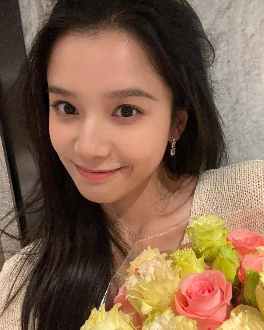 Zhang Jingyi - iMedia