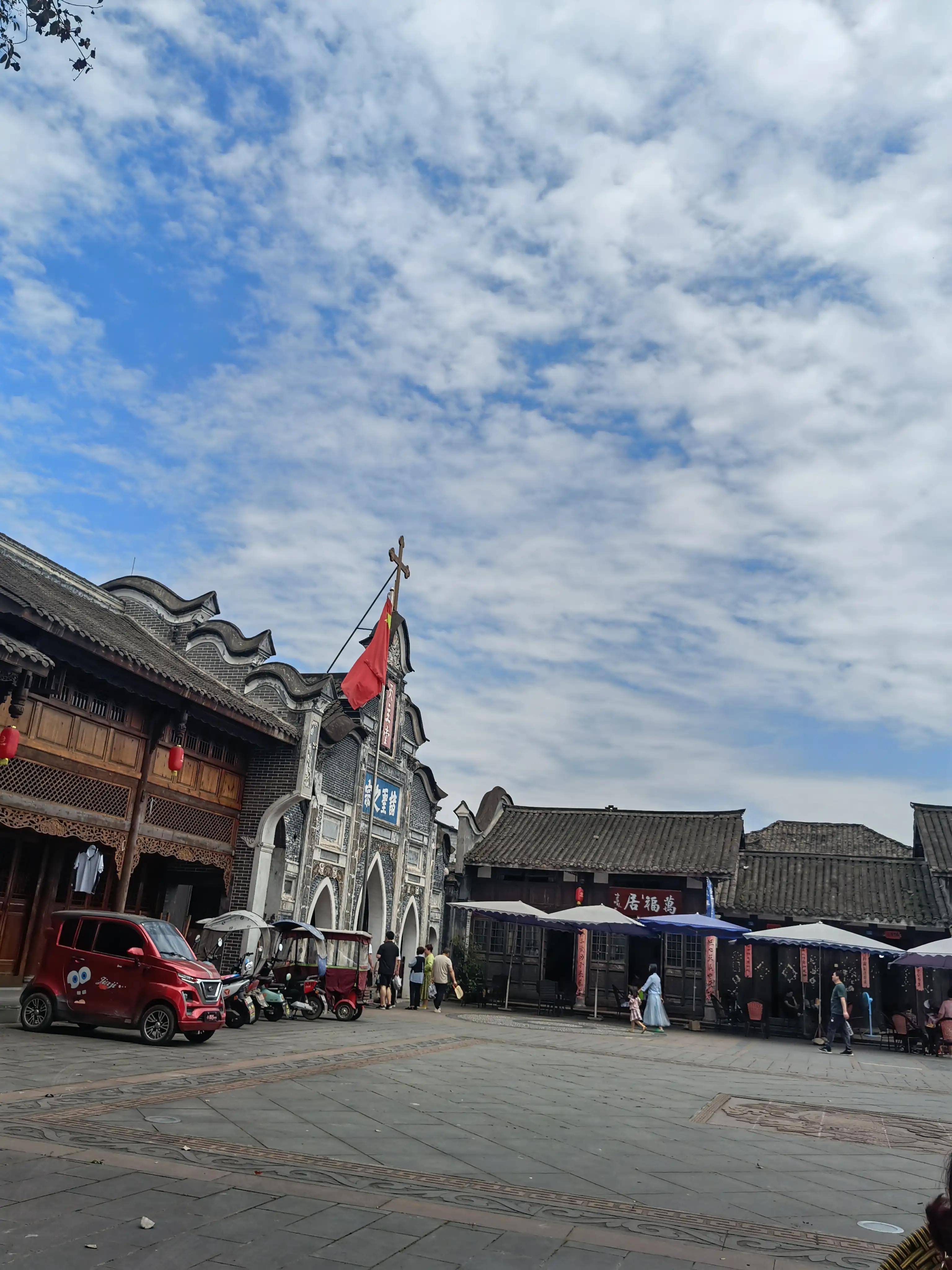 Yuantong Ancient Town in Chongzhou, Chengdu - iNEWS