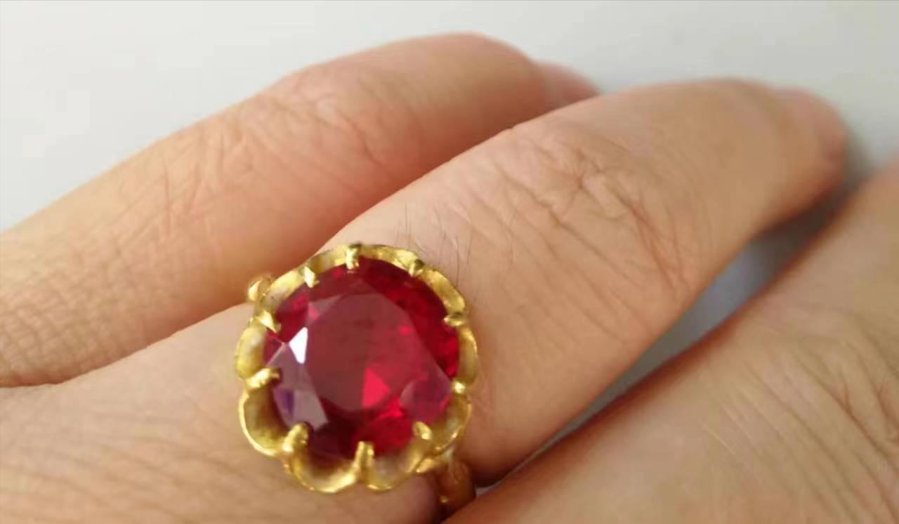 pigeon blood ruby - iNEWS