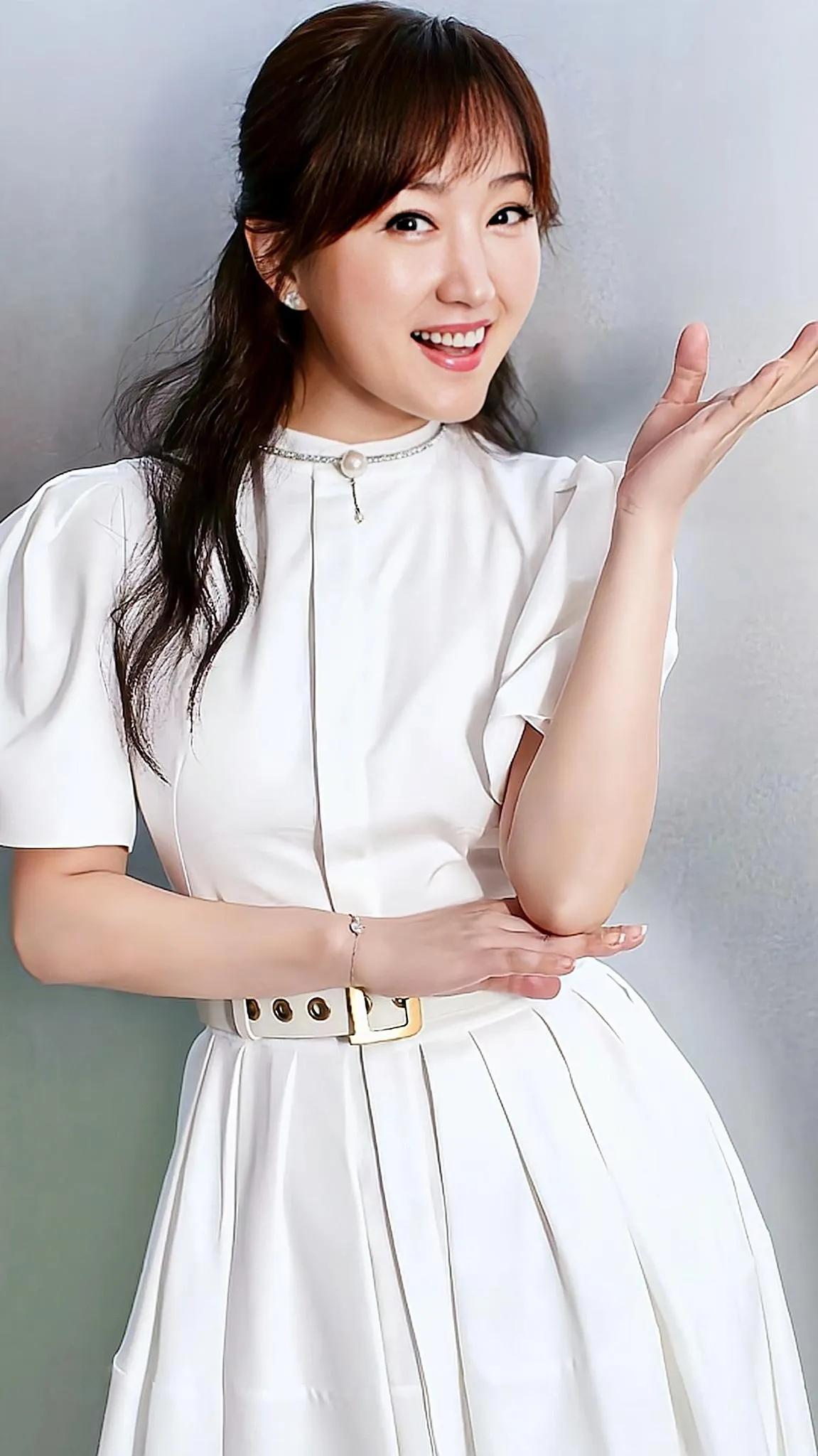 Share beautiful pictures, Yang Yuying - iNEWS