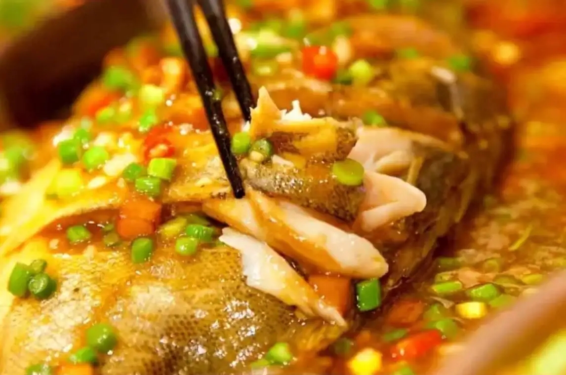Huizhou is so beautiful!Is Anhui cuisine so stinky? - iNEWS