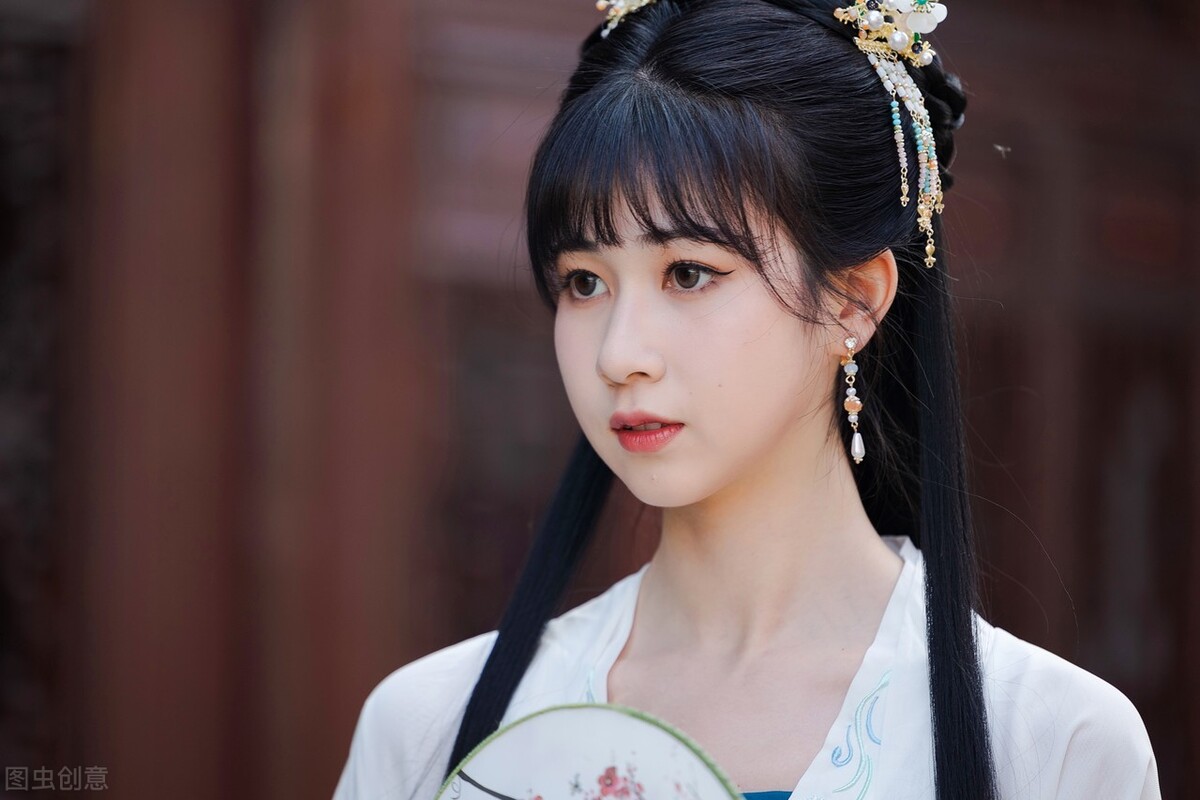 The development of a fair lady, the wisdom that Ban Zhao left to future ...