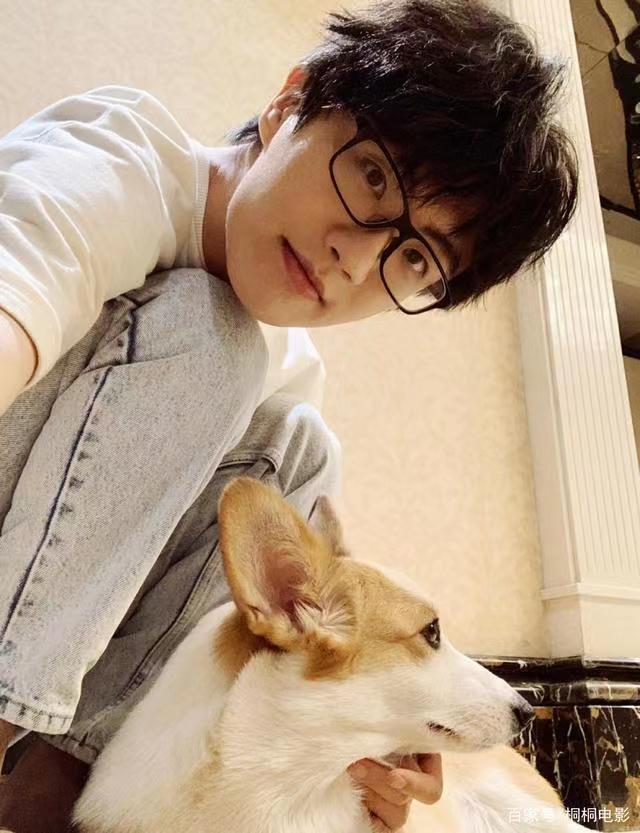 Xu Song is in love, and she accompanies Feng Xi to go shopping 3 days a ...