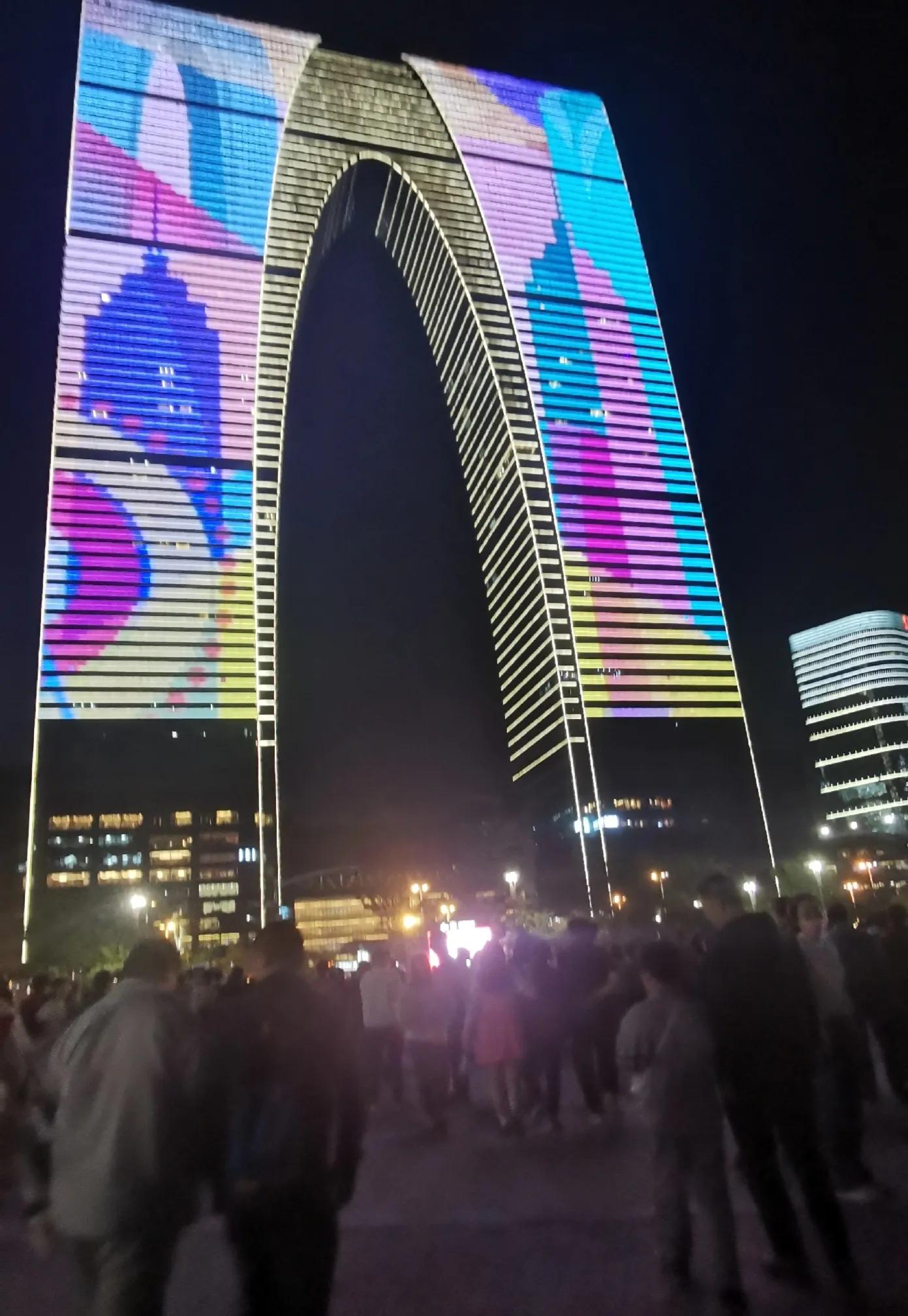 Visit Jinji Lake - iMedia