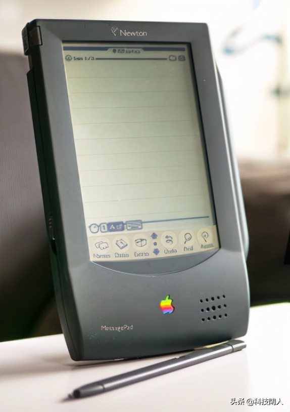 Mobile phone arena: Handspring, the first smart phone in human history ...