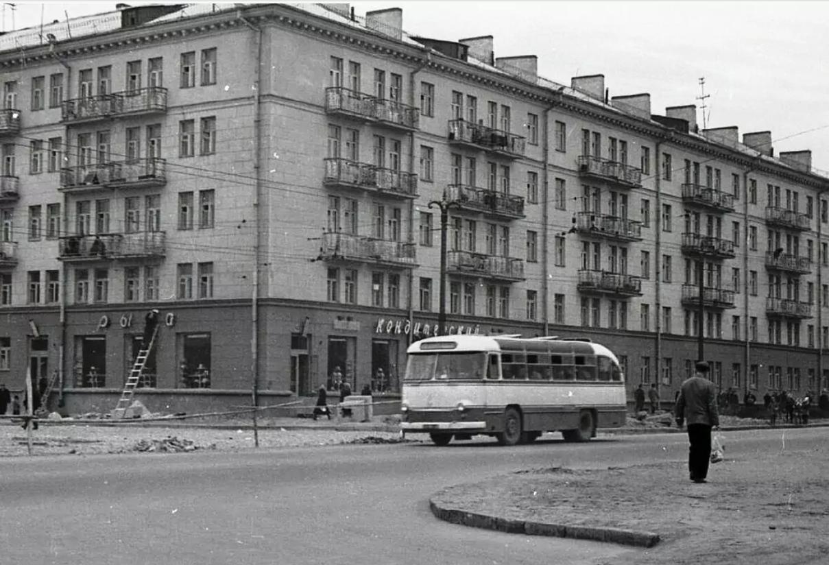 Back to the Soviet Union—Walking on the Streets of Soviet Cities (8 ...