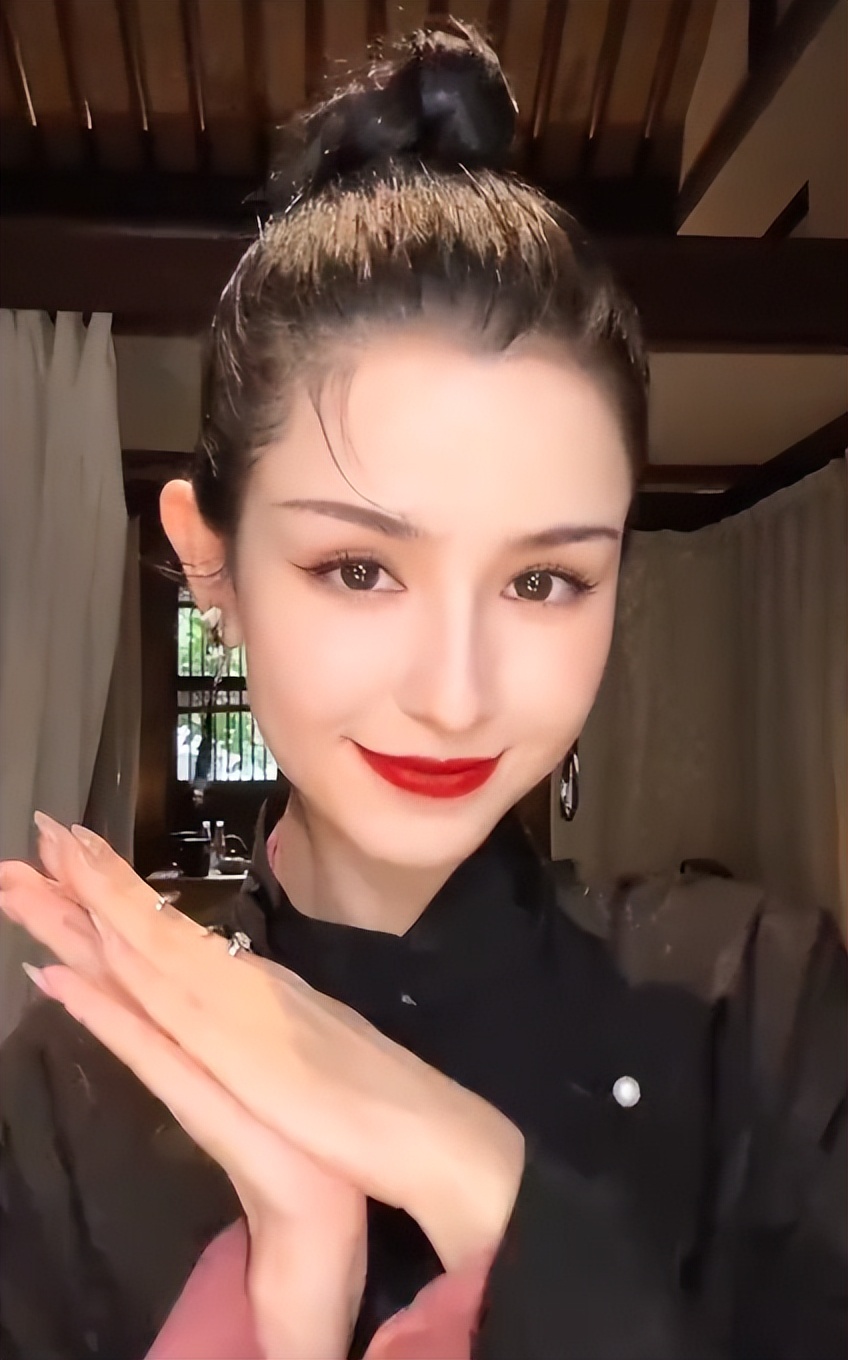 As the "Four Beauties of Xinjiang", why did Hanikezi attract more black ...