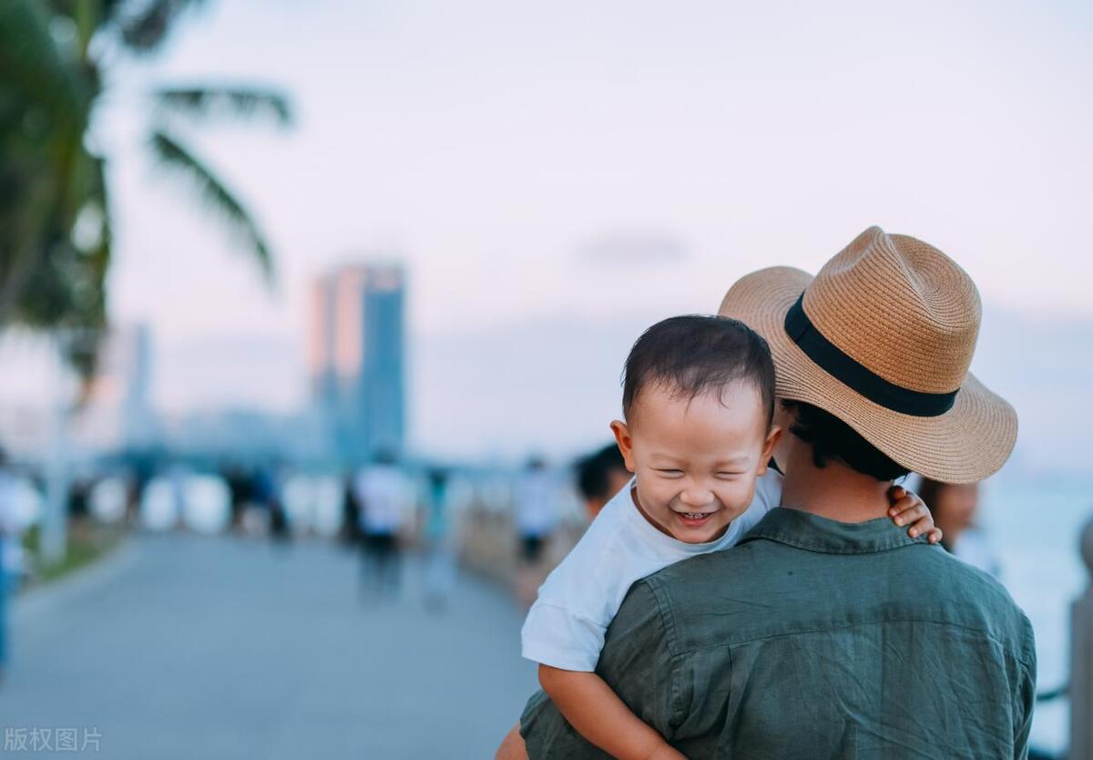 Not superstition! The "first hug" after the baby is born cannot be ...