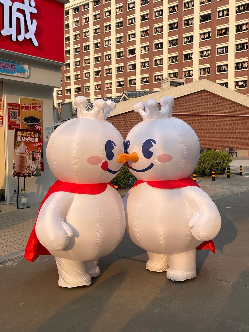 Even crazier than Liu Huaqiang is the Snow King of Mixue Ice City - iNEWS