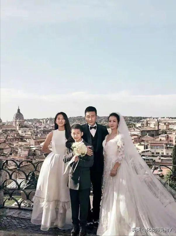 Hu Jun's family of four rarely appeared on the scene together. His ...