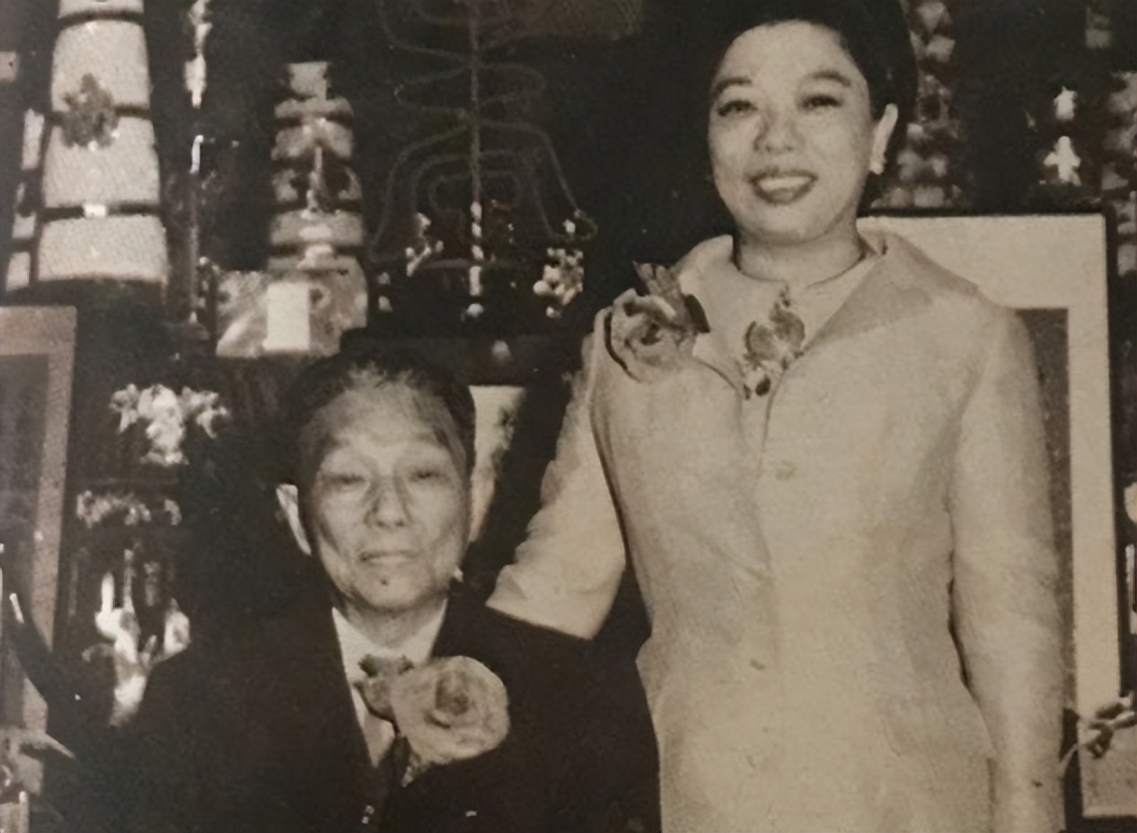 Yang Sen married 12 wives. At the age of 90, a 17-year-old concubine ...