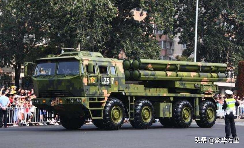 The People's Liberation Army Type 191 rocket launcher adopts box-type ...