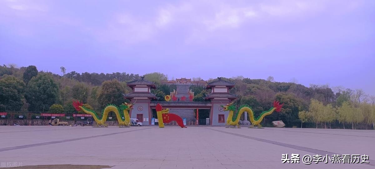 The founding emperor on the back of an ox—Emperor Guangwu Liu Xiu - iNEWS