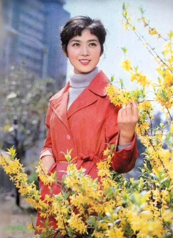 Looking back on the third issue of "Gong Xue", the beauties at that ...